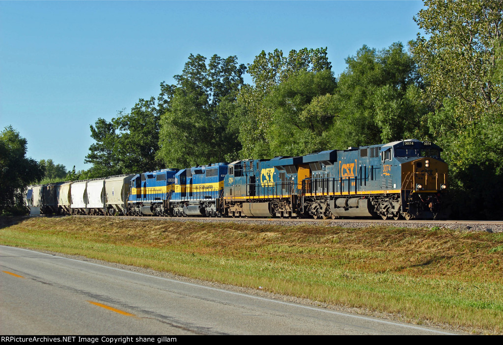 Who's railroad is this? Csx 3074 leads the GALMEM SB.